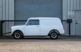 1971 British-Leyland Mini Van